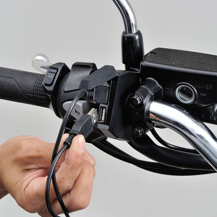 USB-Steckdose Slim - Ducati Saarland Moto Mondiale Motorrad GmbH